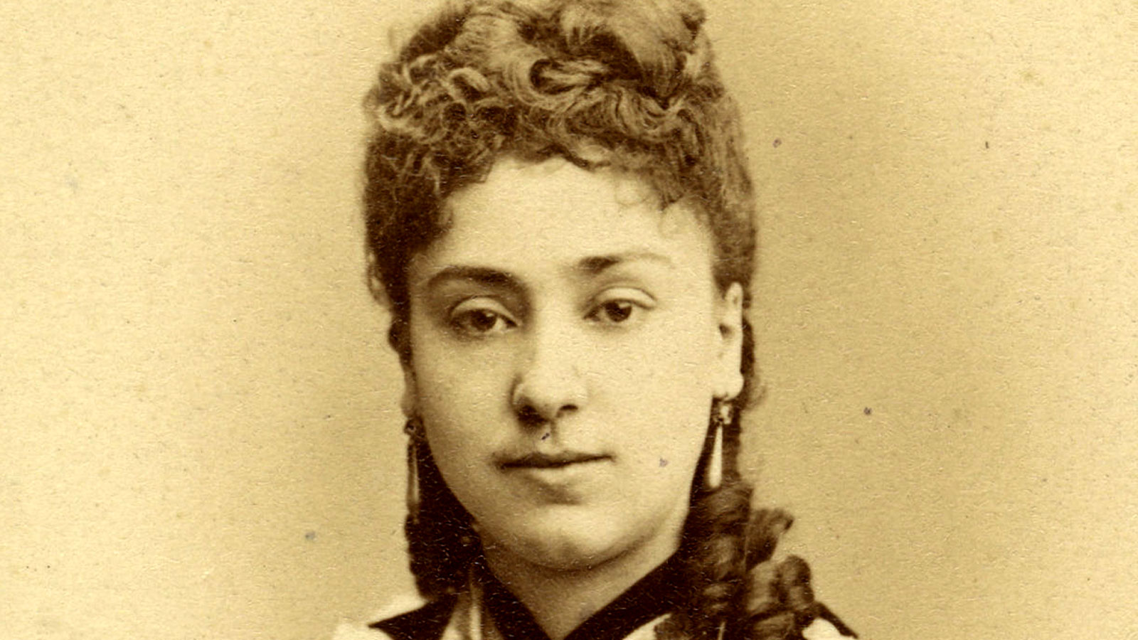 Marie Royer's Instagram, Twitter & Facebook on IDCrawl